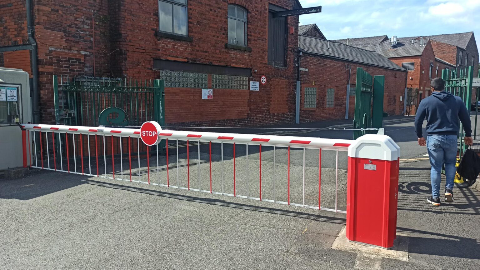 Traffic Barriers | Automatically Controlled Traffic Barriers