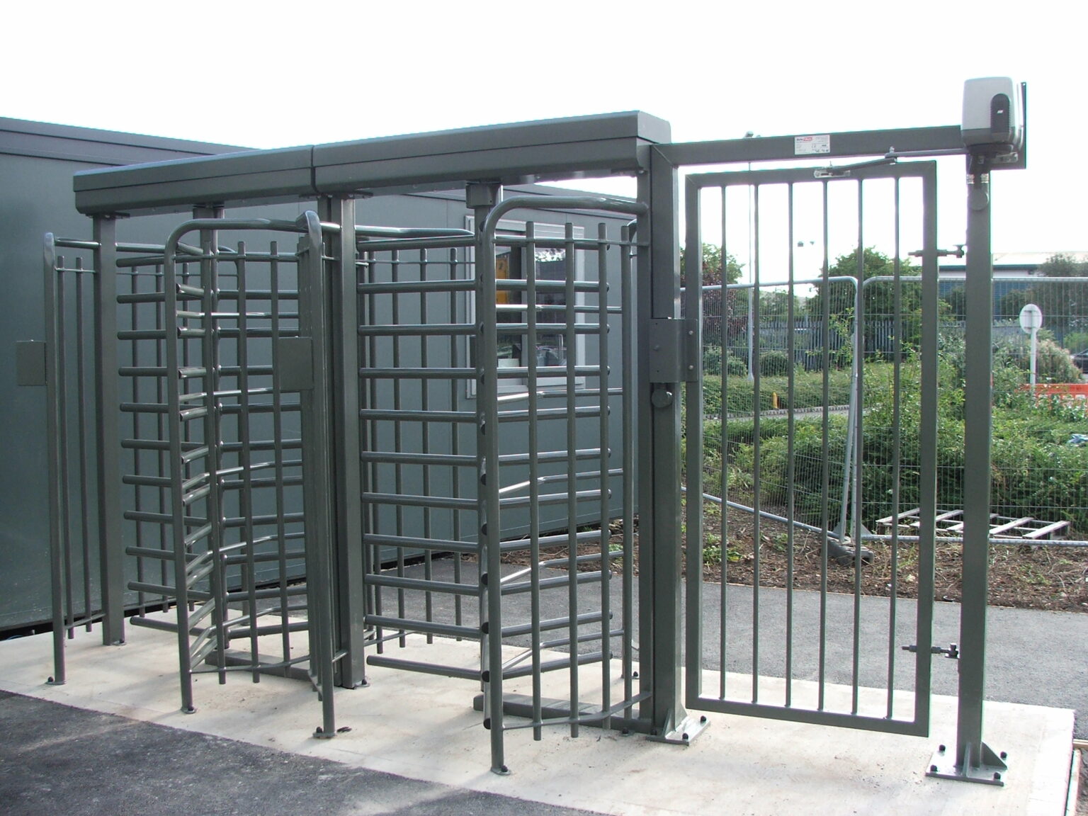 Speed Lanes & Speed Gates - Auto Mate Systems Ltd. - 🛡️🚶‍♂️