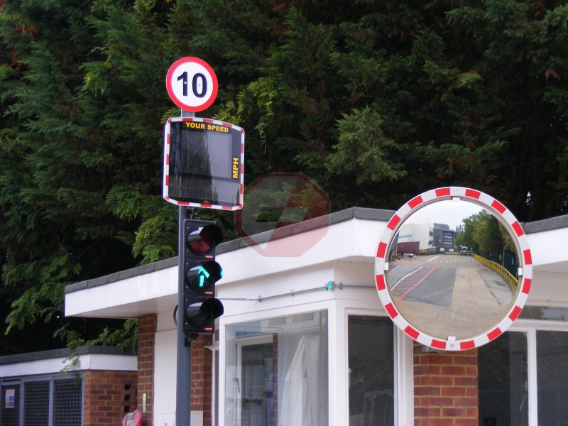 Installing a Traffic Management System at GSK - Auto Mate Systems Ltd.