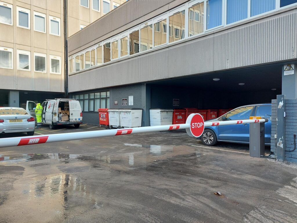 Automatic Barriers, Automatic Car Park Barriers & Automatic Barrier ...