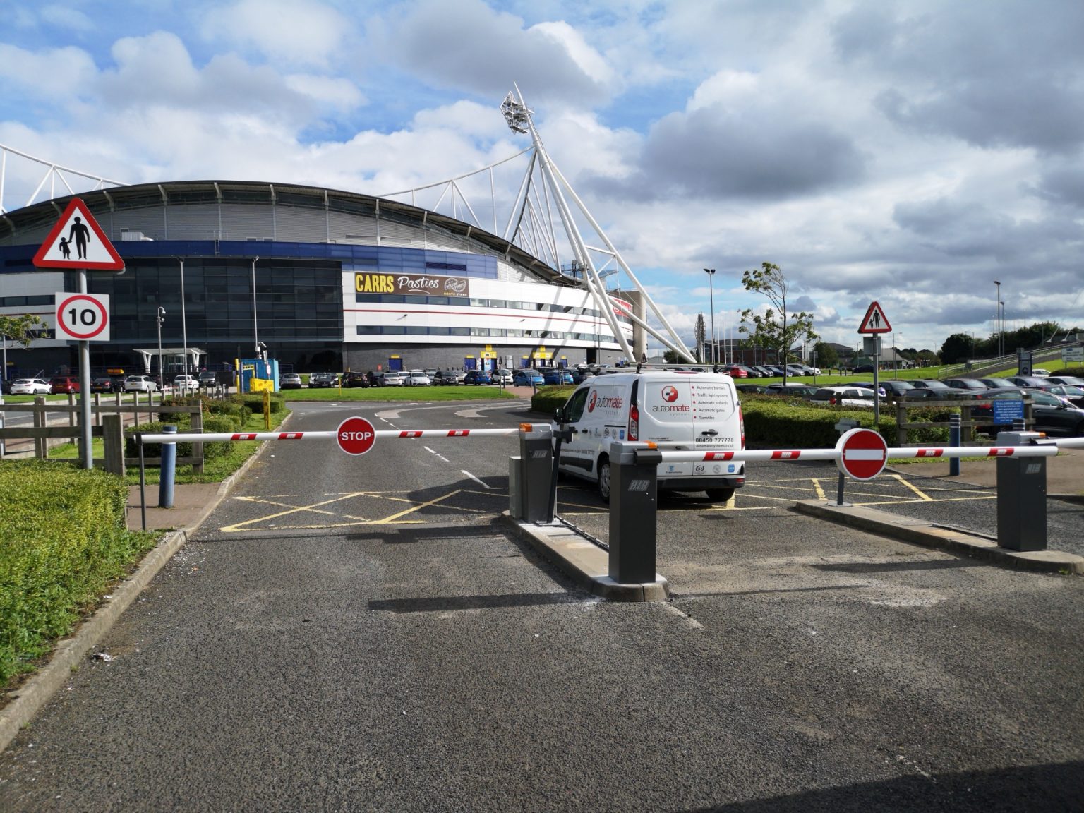 Automatic Barriers & Automatic Car Park Barriers - Auto Mate Systems Ltd.