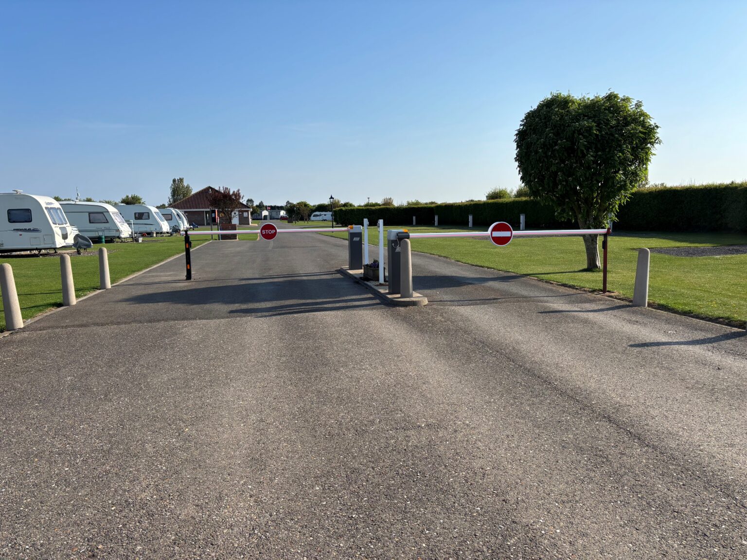Automatic Barriers | Traffic Light Systems | Turnstiles