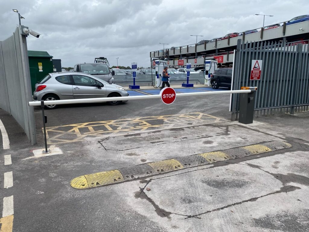 RIB Rapid N Automatic Barrier - Gatwick Airport - Auto Mate Systems Ltd.